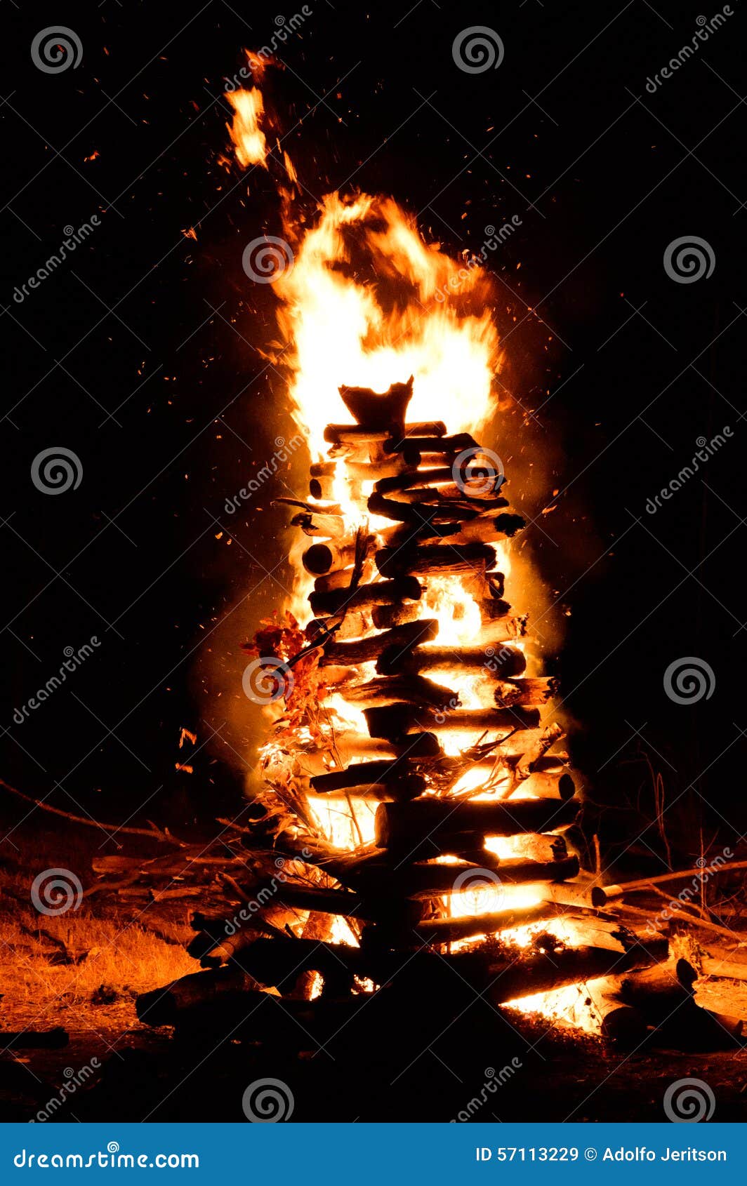 Bonfire camp stock image. Image of wood, camp, night - 57113229