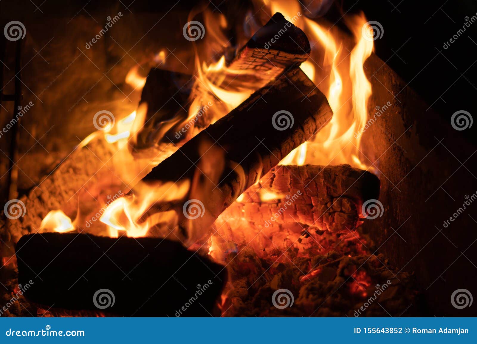 Bonfire in the Night, Embers, Wallpaper Vintage, Clouse Up Stock Photo ...