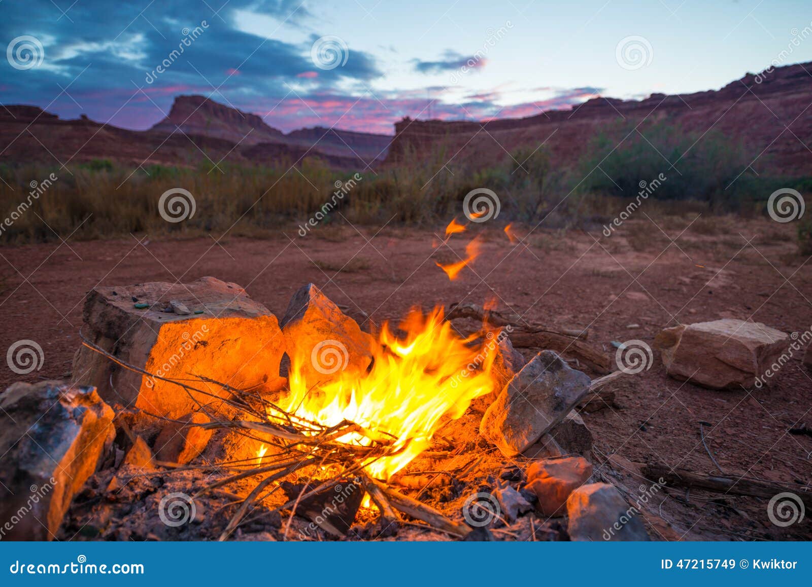 Bonfire after Sunset Camping in Utah Stock Image - Image of blaze ...