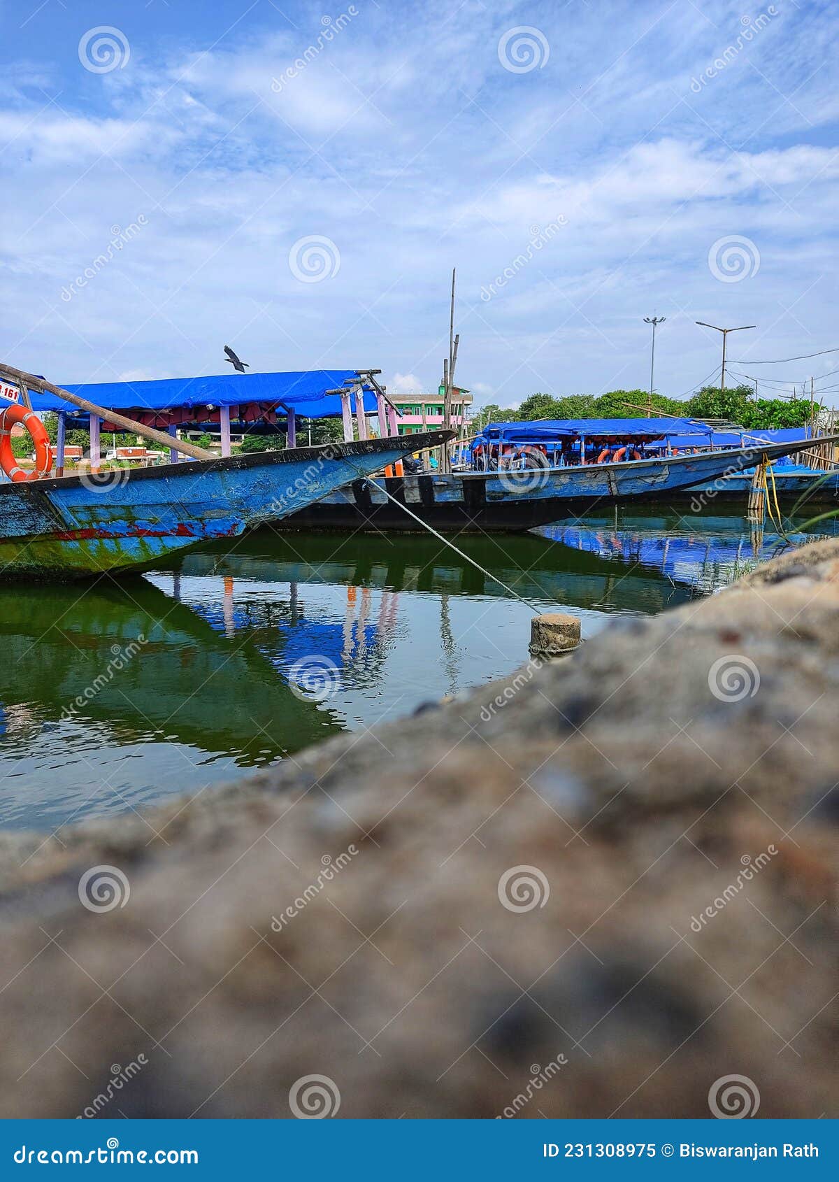 Bonitos Botes De Madera En El Lago Chilika Hd Imagen de archivo ...