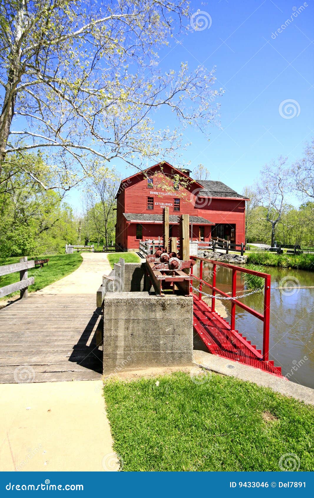 Bonneyville Mills stock photo. Image of bridge, indiana - 9433046