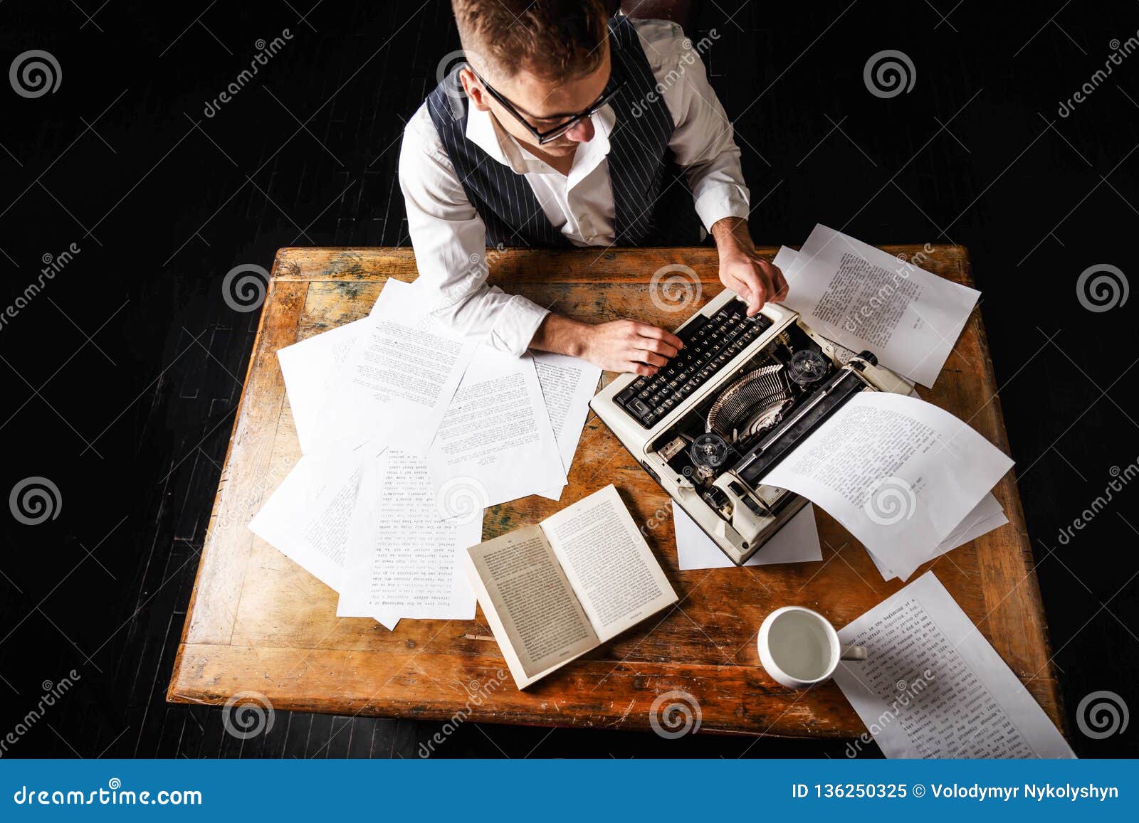 Book Writer Using Typewriter Stock Image - Image of novel, blank: 136250325