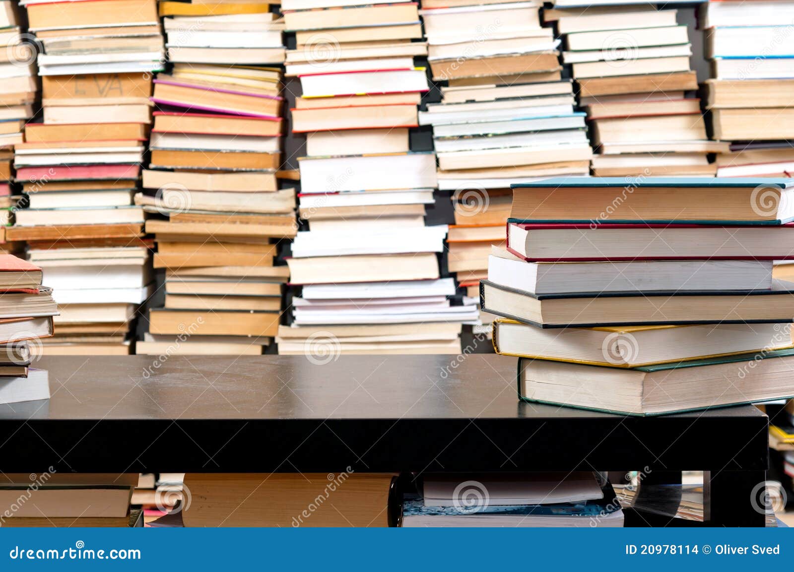 Books Piled Up Stock Images - Image: 20978114