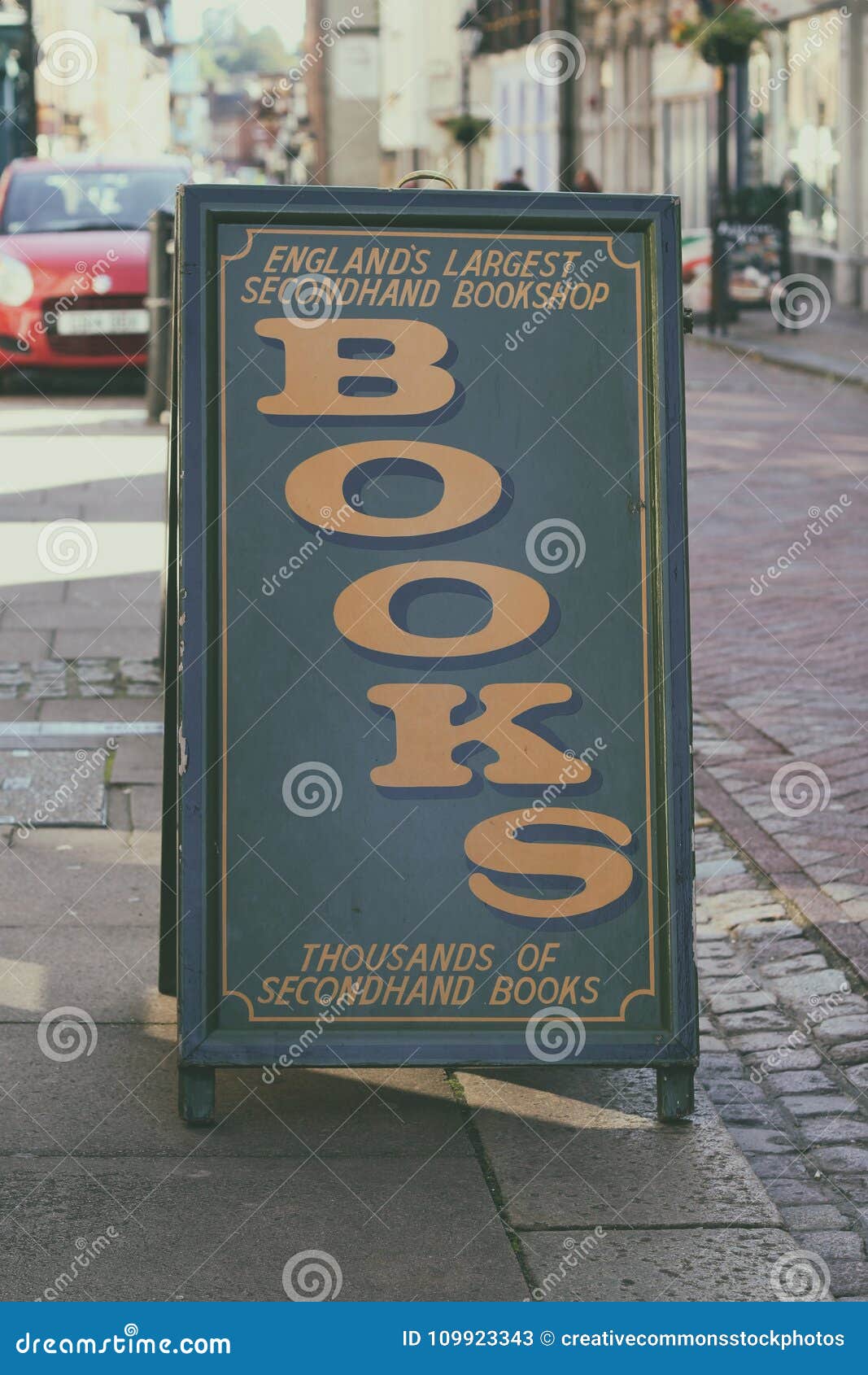 Books Signage Picture. Image: 109923343