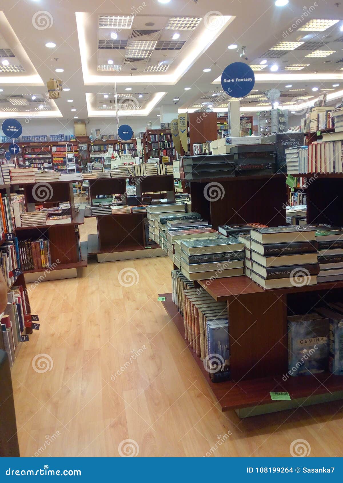 Books store editorial stock image. Image of shelves - 108199264
