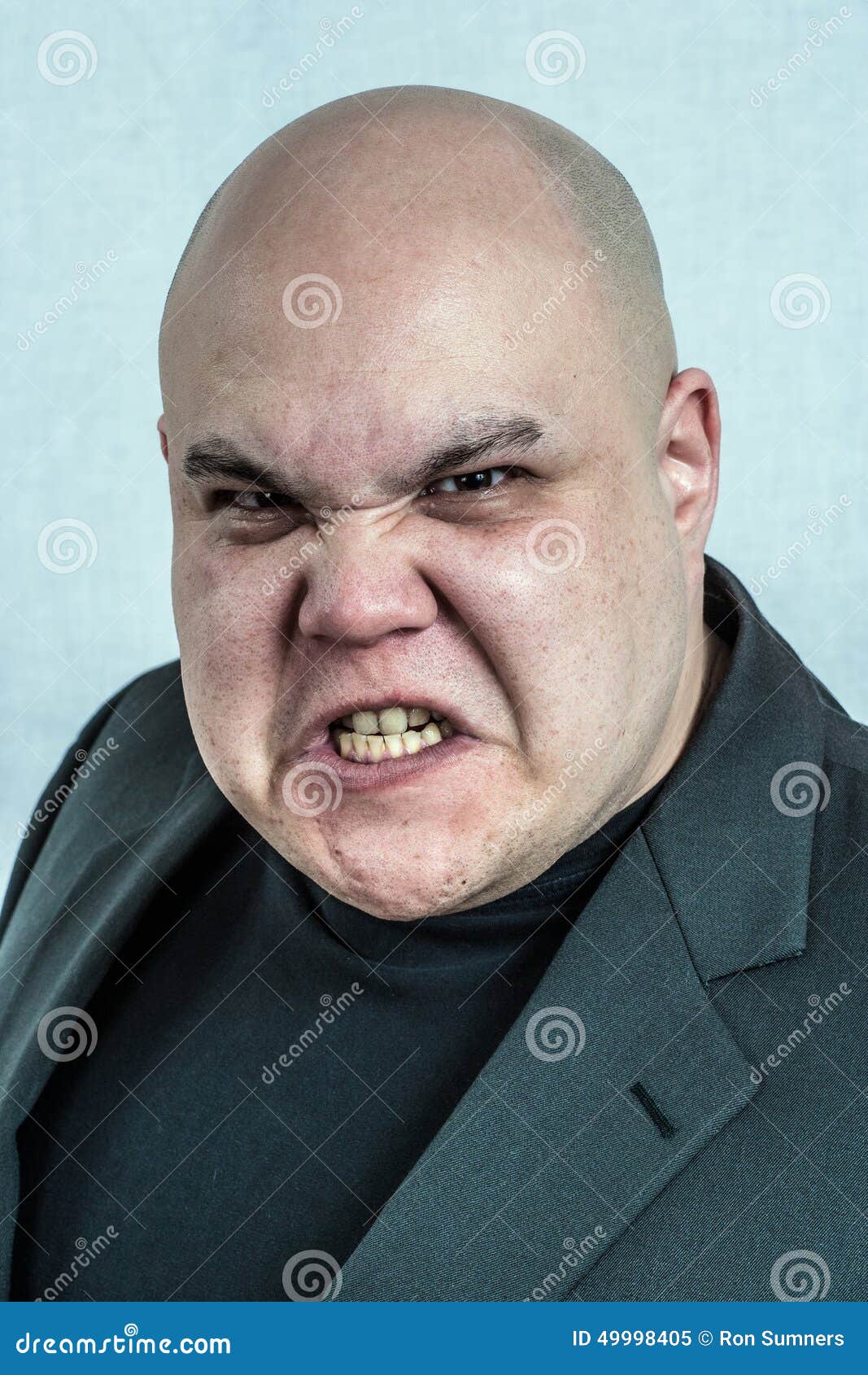 Boos mensenportret stock afbeelding. Image of uitdrukking - 49998405