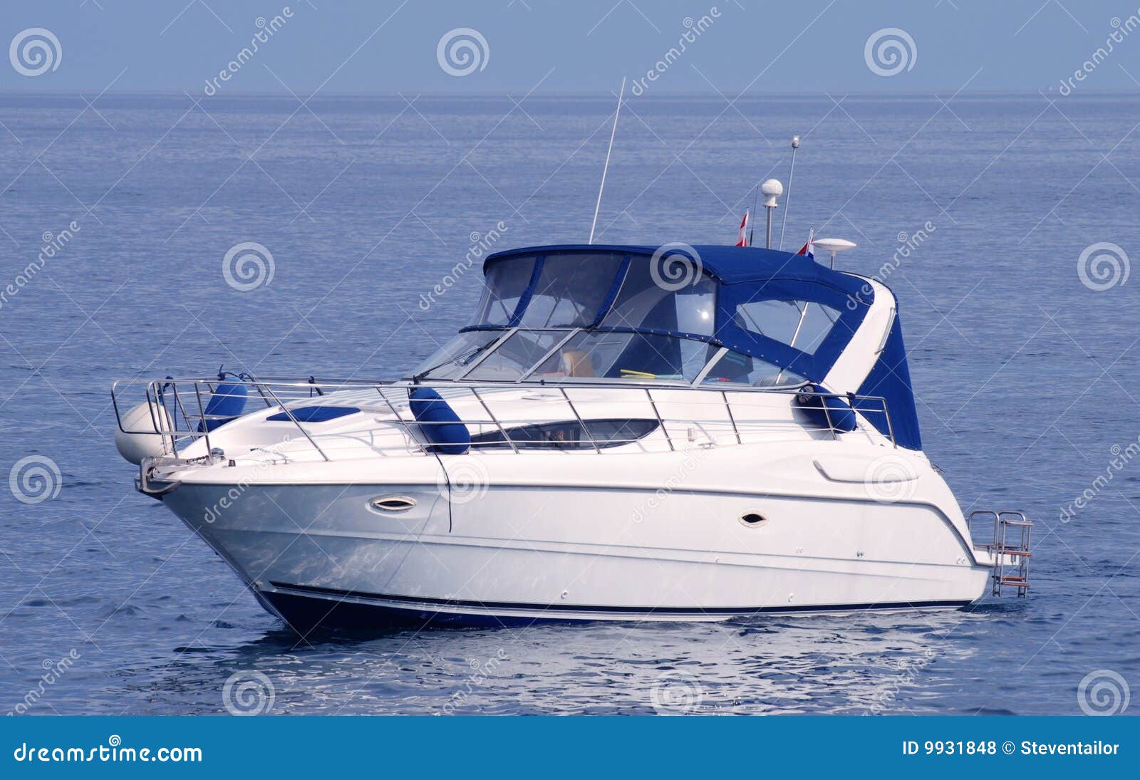 Boot stockfoto. Bild von spur, ozean, erholung, schnell - 9931848