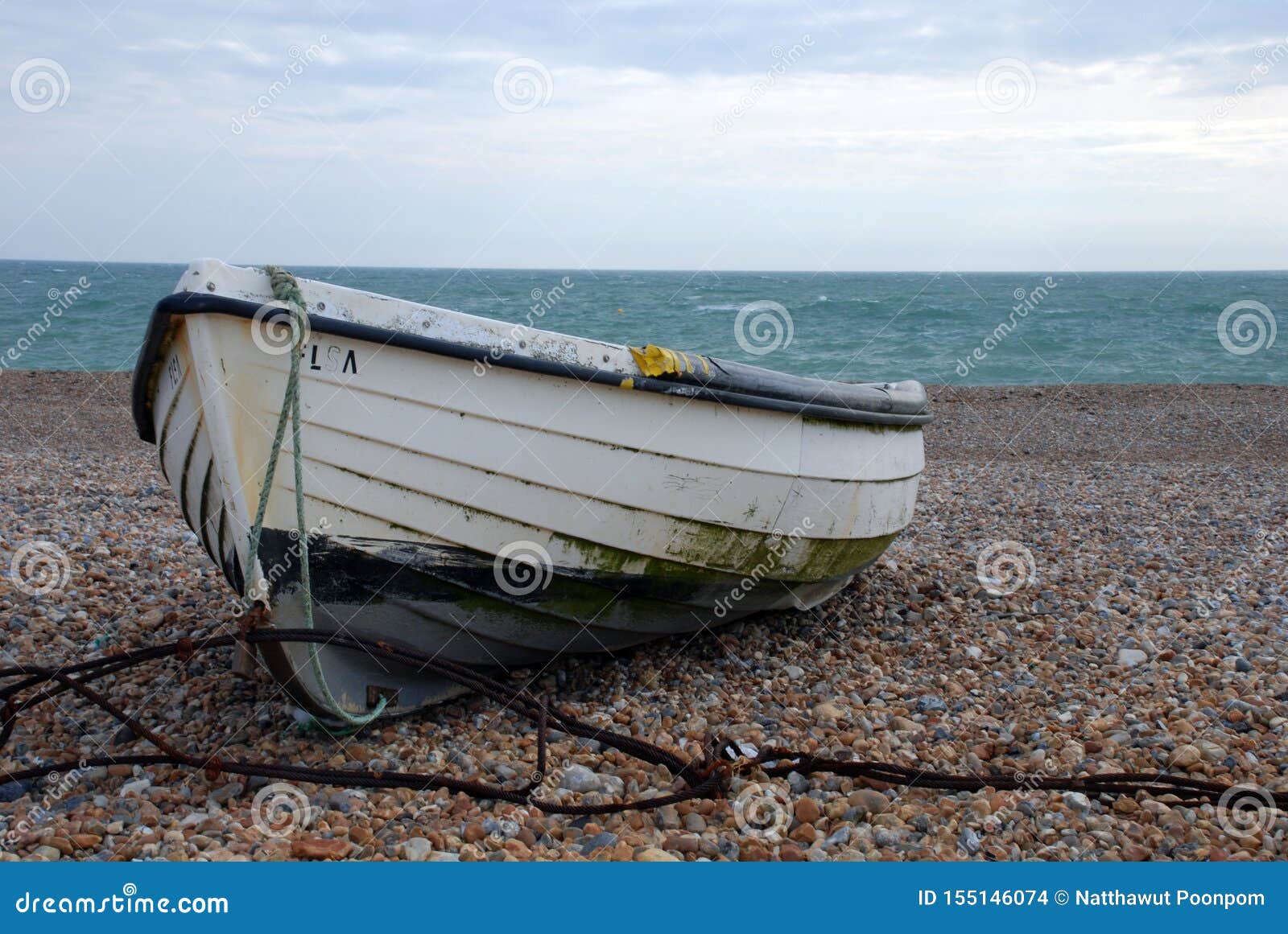 Boot auf dem Strand stockfoto. Bild von paradies, tropen - 155146074