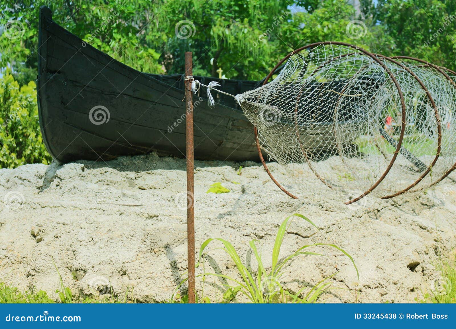 Boot met visnet stock foto. Image of boot, visserij, hemel - 33245438