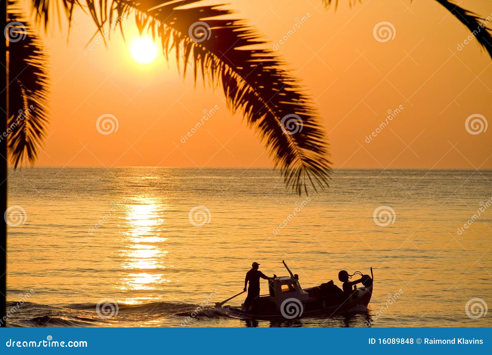 Boot op zee II stock foto. Image of oceaan, romantisch - 16089848