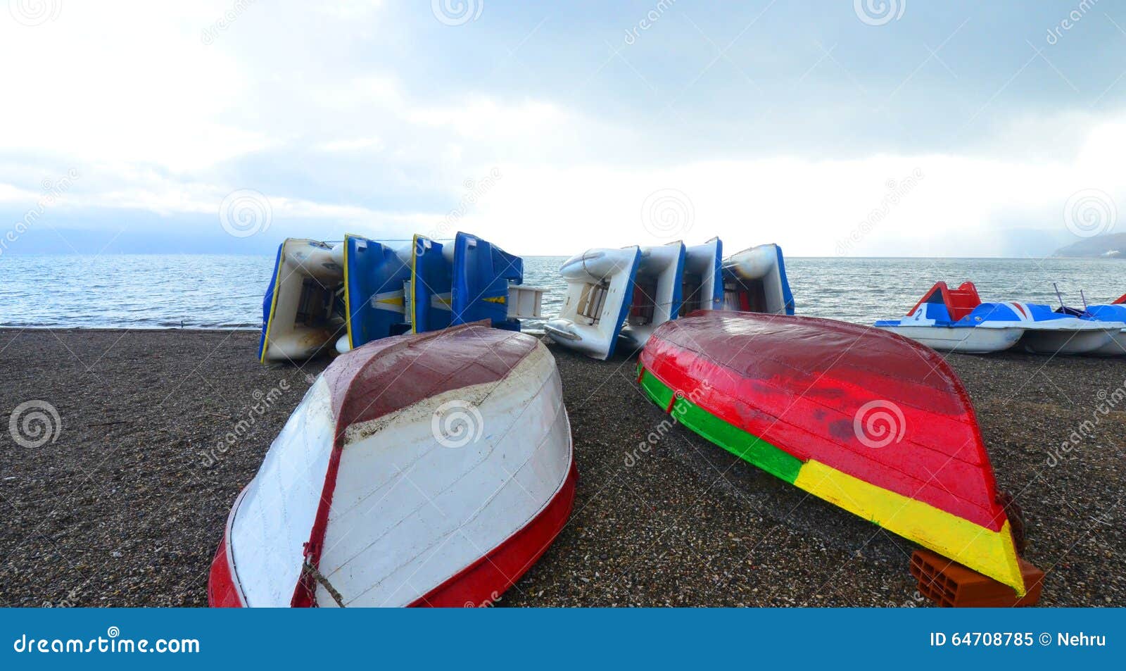 Boote Auf Einem Strand Auf See Ohrid, Mazedonien Stockbild - Bild von ...