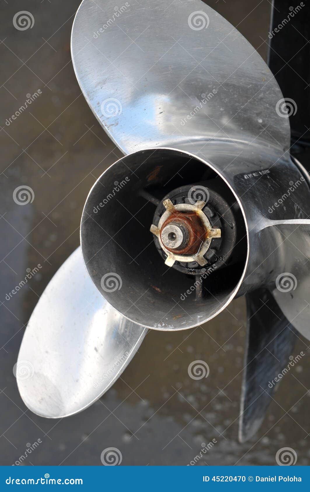 Bootspropeller stockfoto. Bild von stahl, sport, boot - 45220470