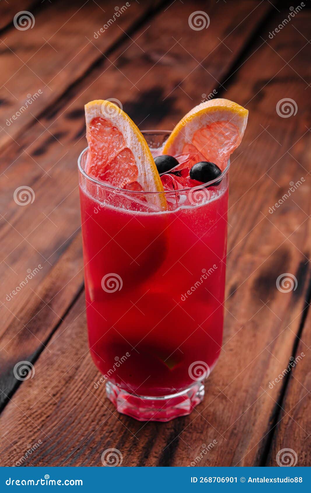 Boozy Refreshing Sea Breeze Cocktail with Grapefruit Stock Image ...