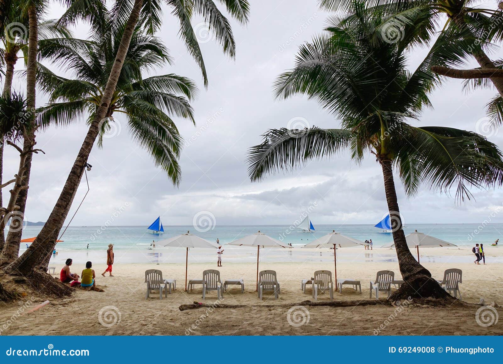 Boracay-Insel, Philippinen redaktionelles stockfoto. Bild von stühle ...