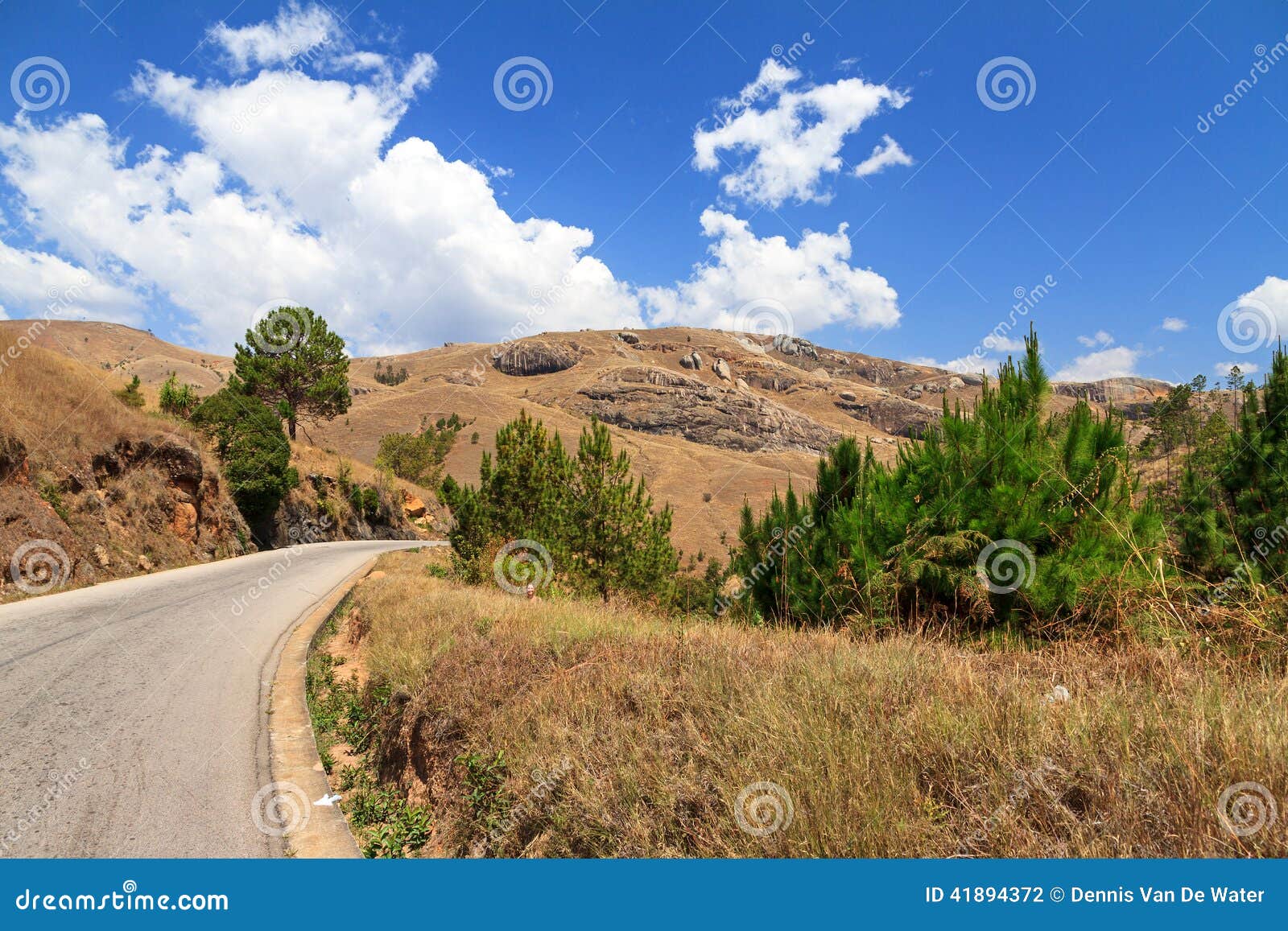 Bord De La Route Madagascar Photo stock - Image du extérieur, malgache ...