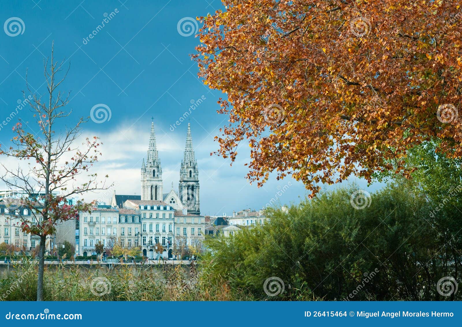Bordeaux in Autumn stock photo. Image of landscape, bordeaux - 26415464