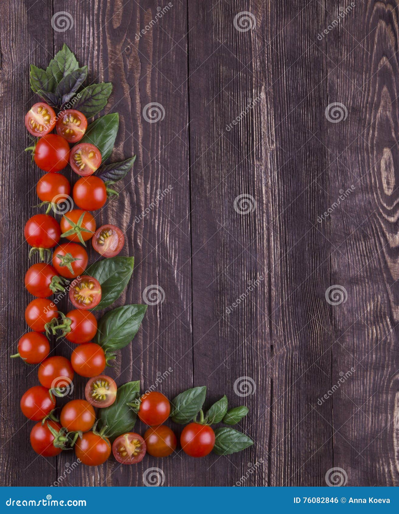 Border Made from Freshness Sliced Tomatoes on Wood Background. D Stock ...