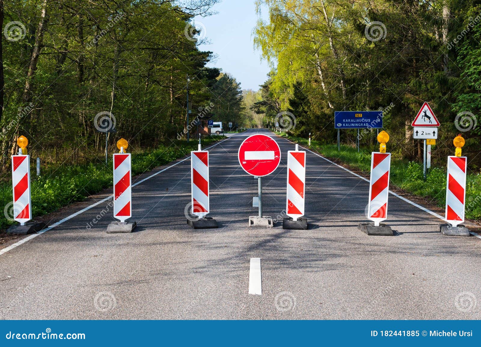 Borders Closed, Stop Sign on the Road Stock Image - Image of baltics ...