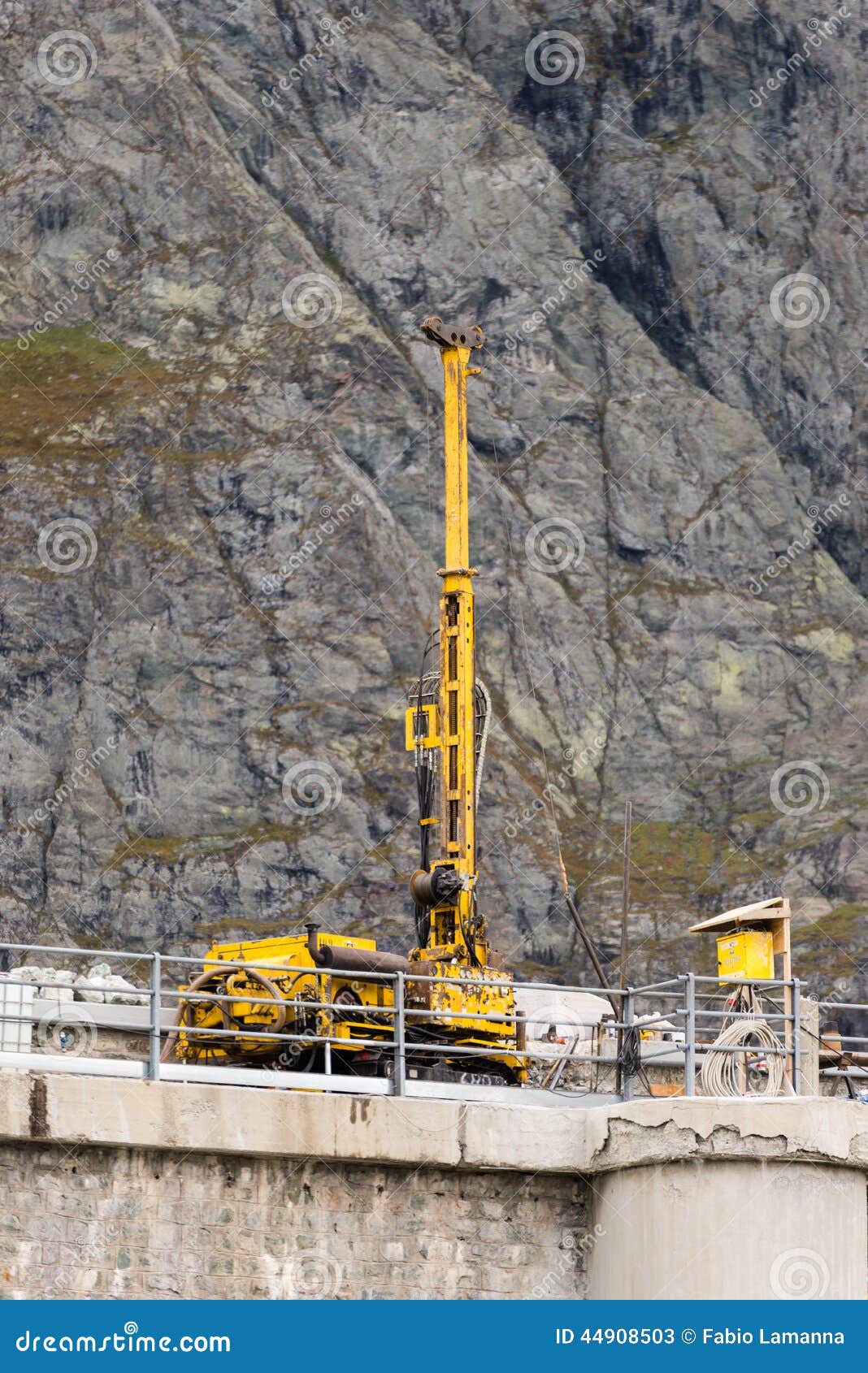 Borehole for Concrete Testing Stock Image - Image of geology, connector ...