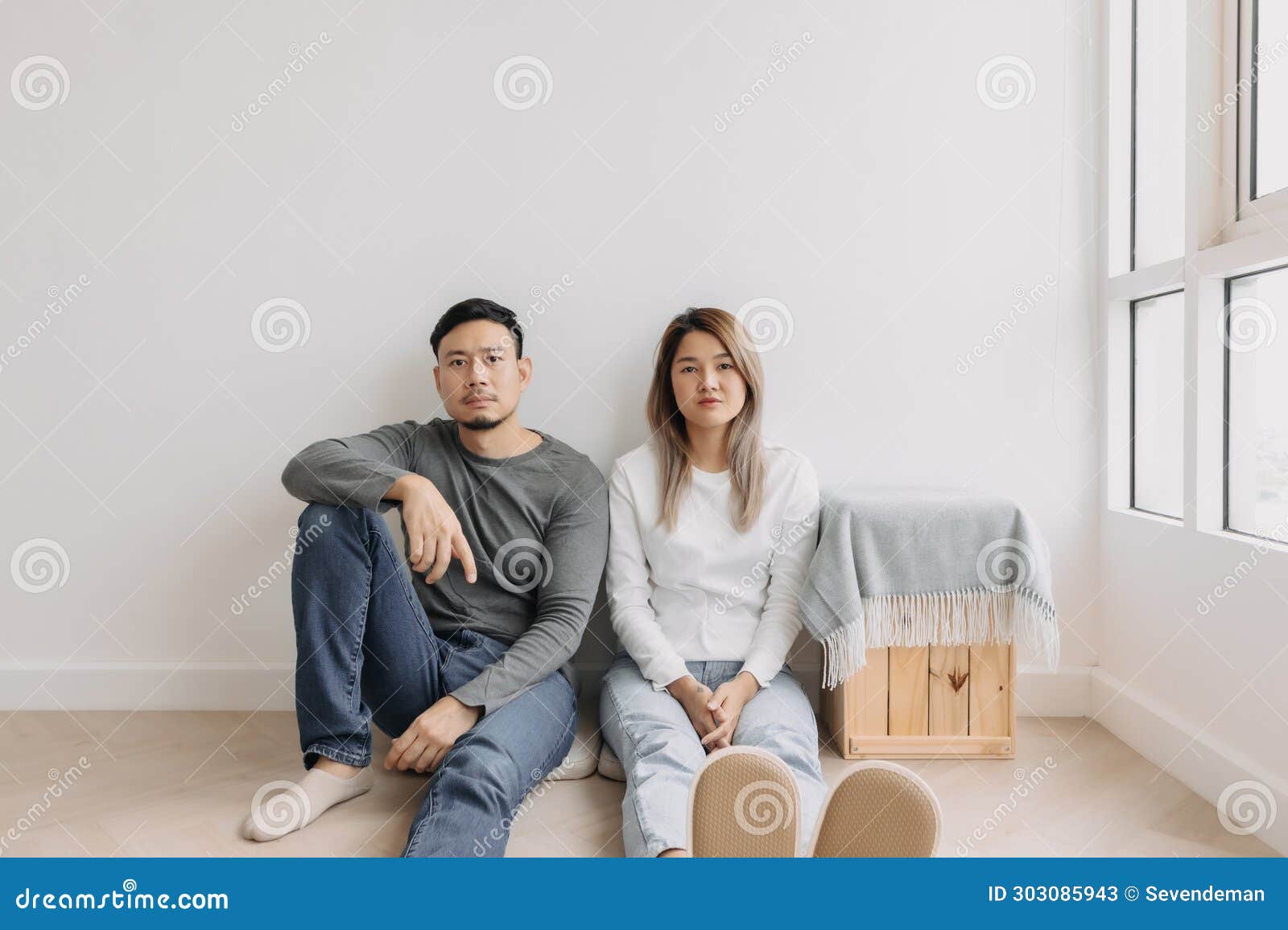 Boring and Tired Faces of Lover Sit on the Floor of Empty Room. Stock ...