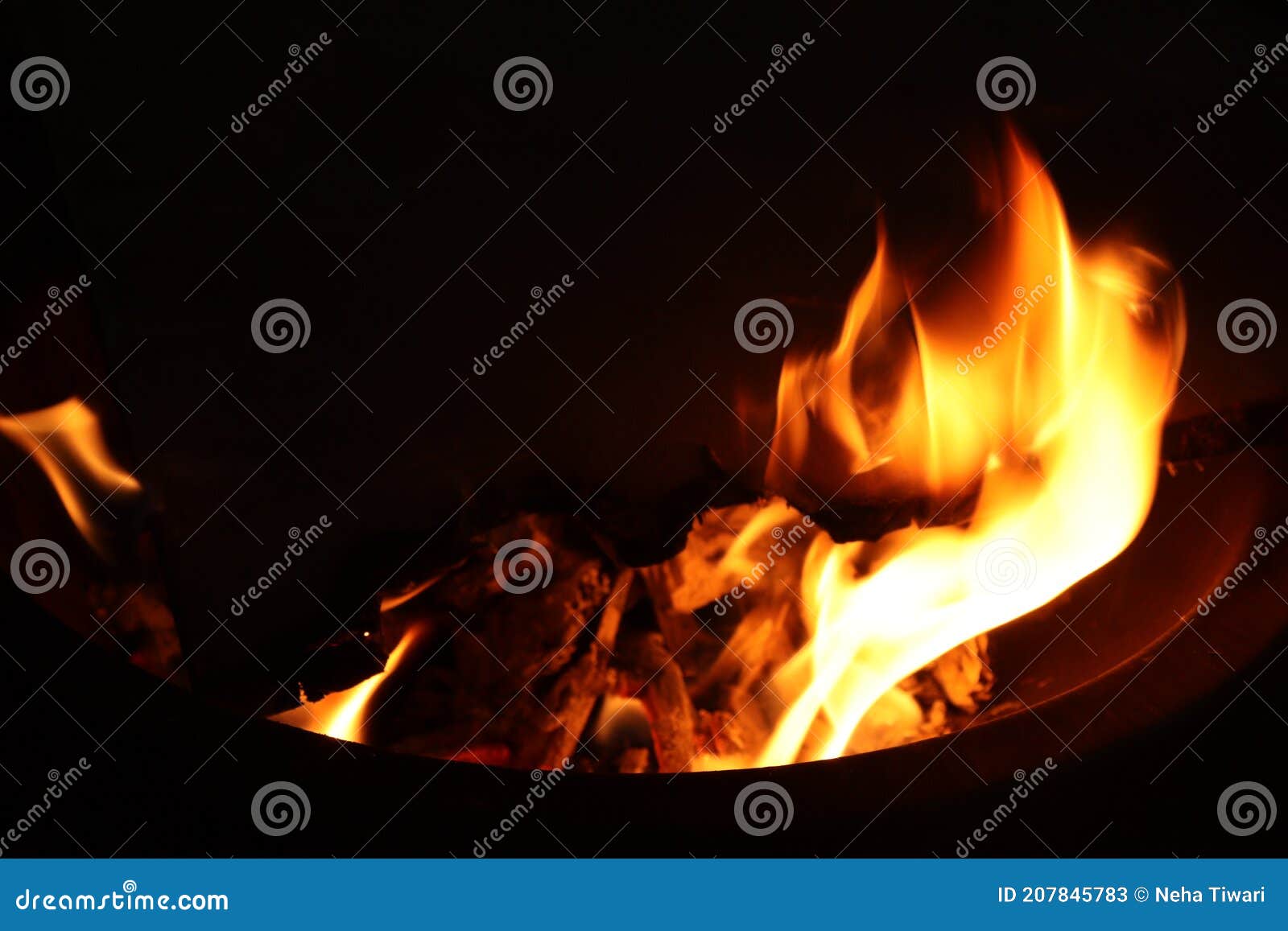 Bornfire Flame Heat Fire Dark Winters Night Light Cold Copy Space Stock ...