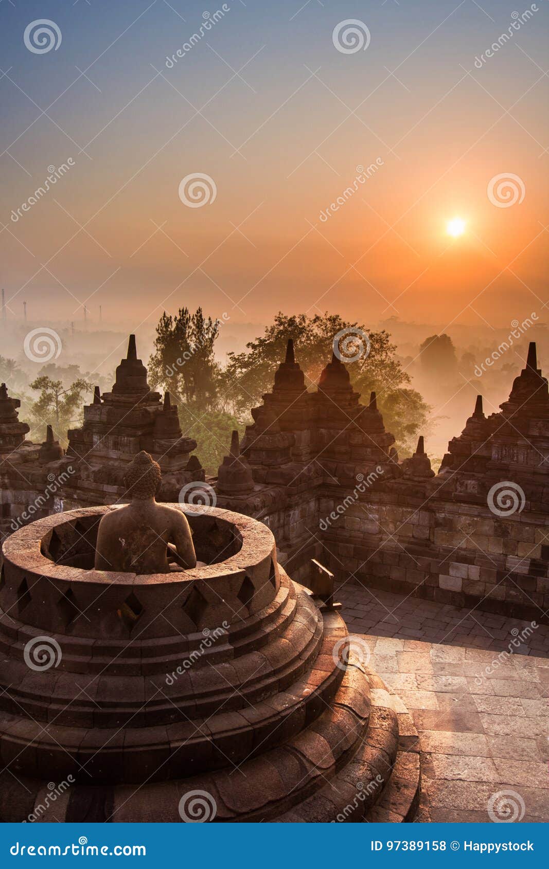 Borobudur Tempel, Yogyakarta, Java, Indonesien Stockfoto - Bild von ...