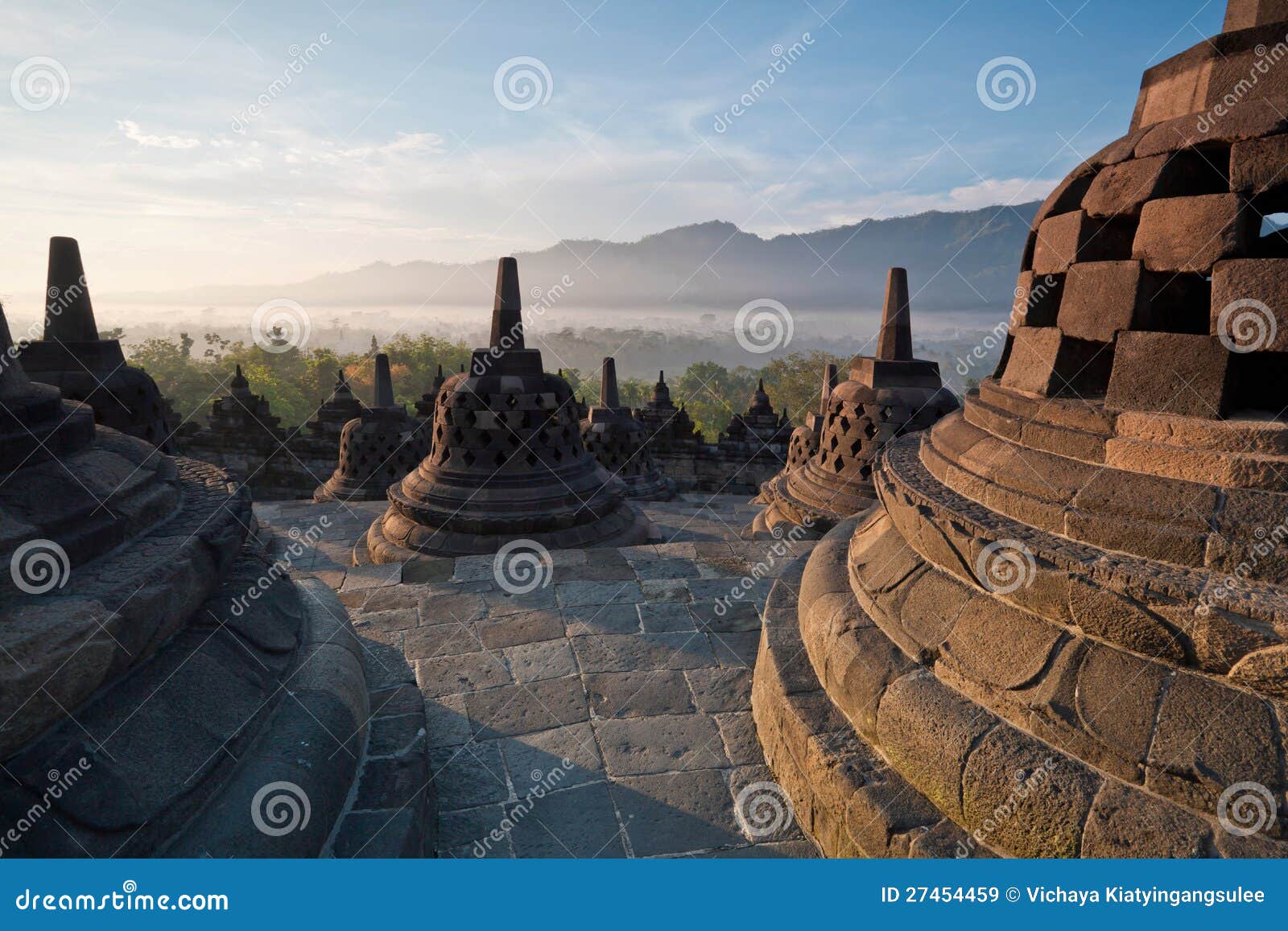 Borobudur Temple Morning Sunrise Stock Image - Image of borobudur ...