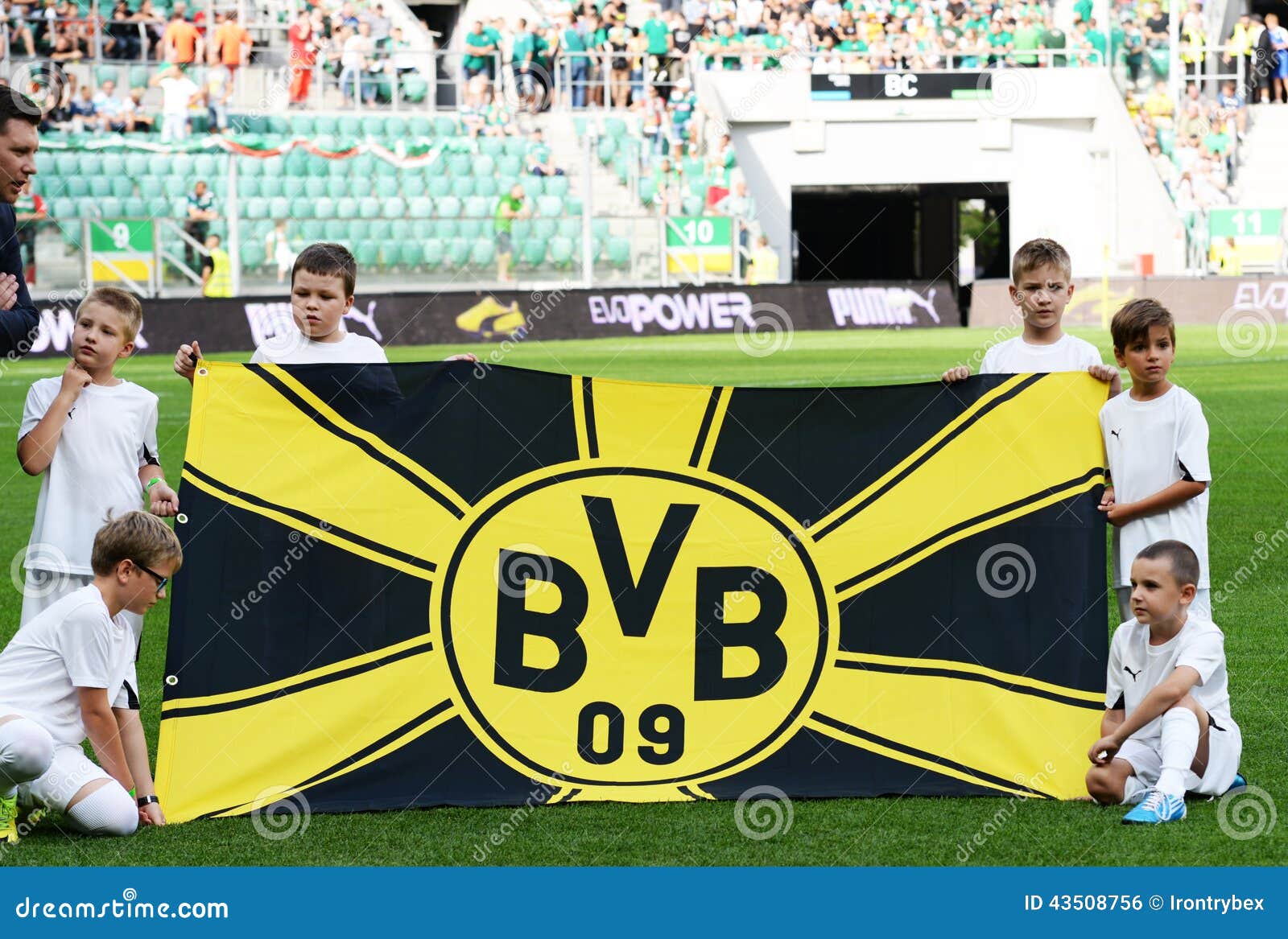 Borussia Dortmund Bandeira De BVB Foto Editorial - Imagem de entre ...
