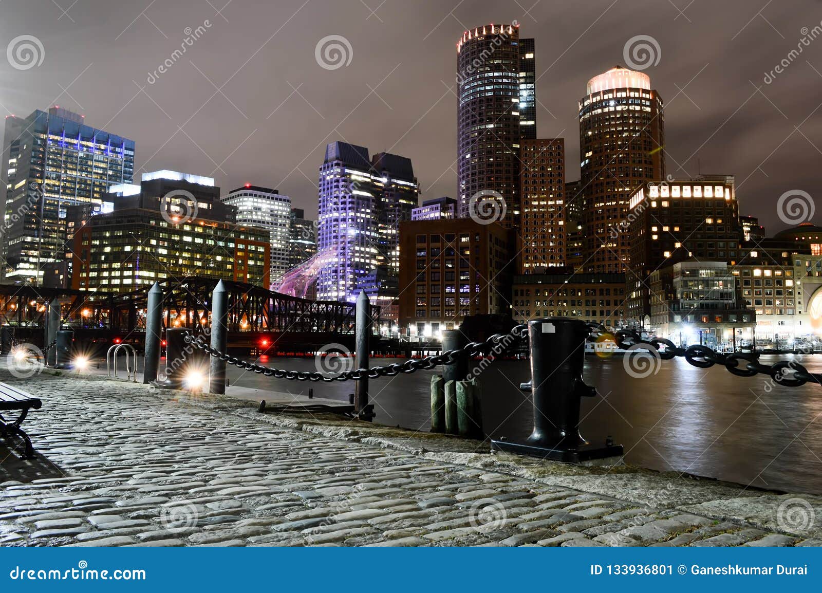 Boston, Massachusetts, USA - October 4, 2015: Boston Harborwalk ...