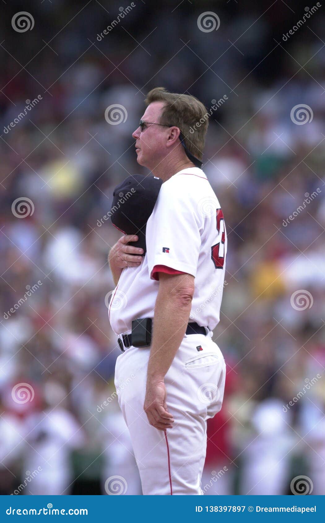 Mike Cubbage editorial photography. Image of third, slide - 138397897