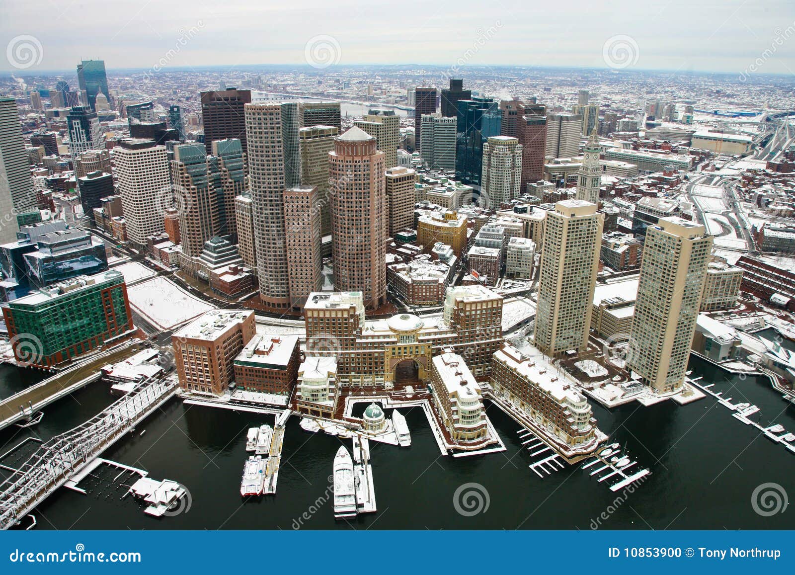 Boston-Skyline Von Der Luft Stockfoto - Bild von winter, stadtbild ...