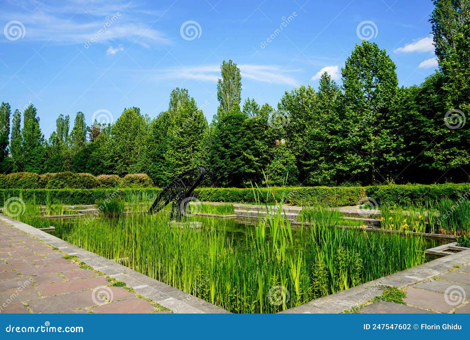 Botanical Garden, Bucharest City, Romania - 16 May 2022 Stock Photo ...