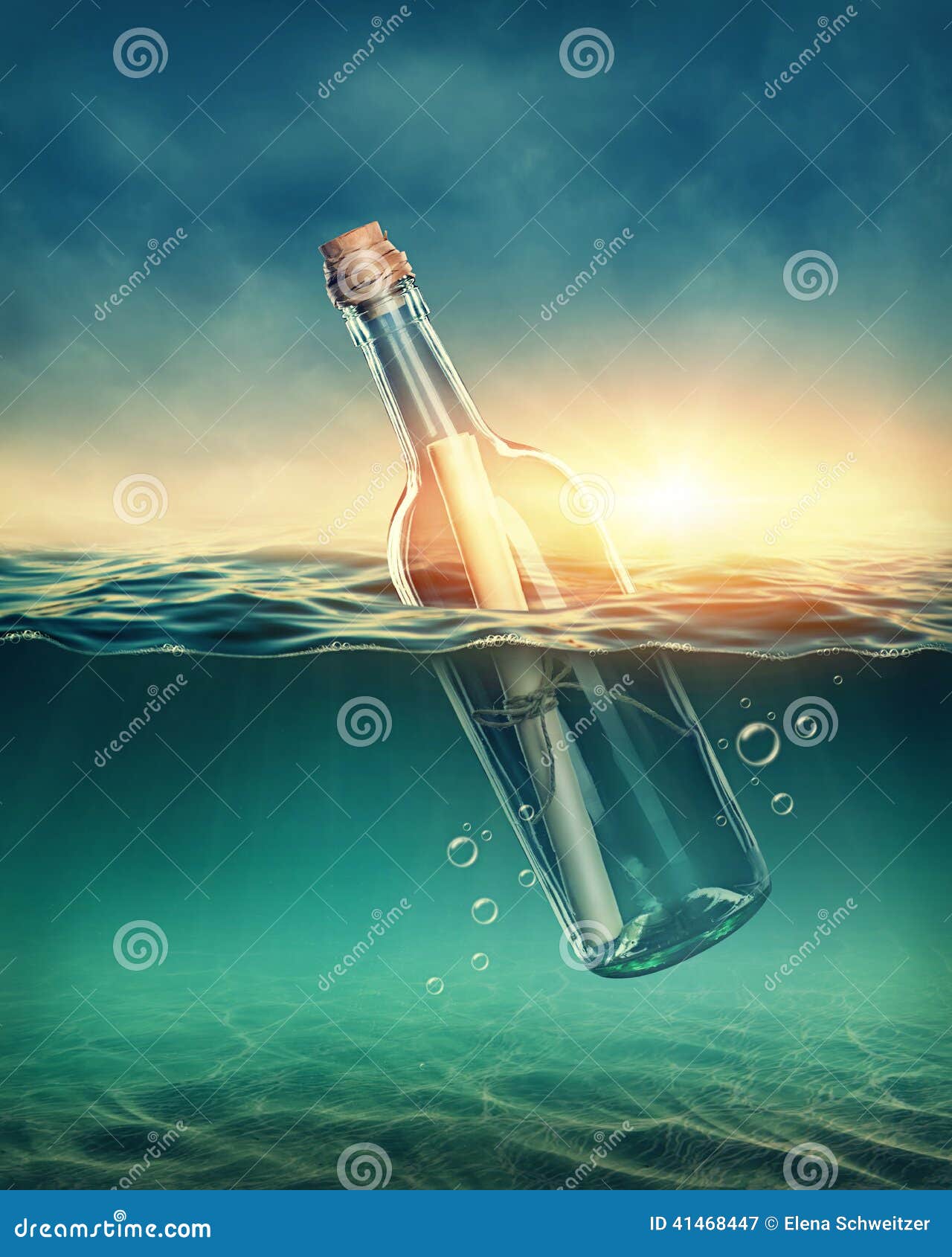 Botella con un mensaje imagen de archivo. Imagen de agua - 41468447