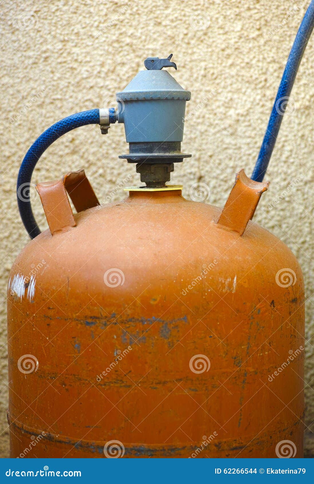 Botella de gas foto de archivo. Imagen de casero, anaranjado - 62266544