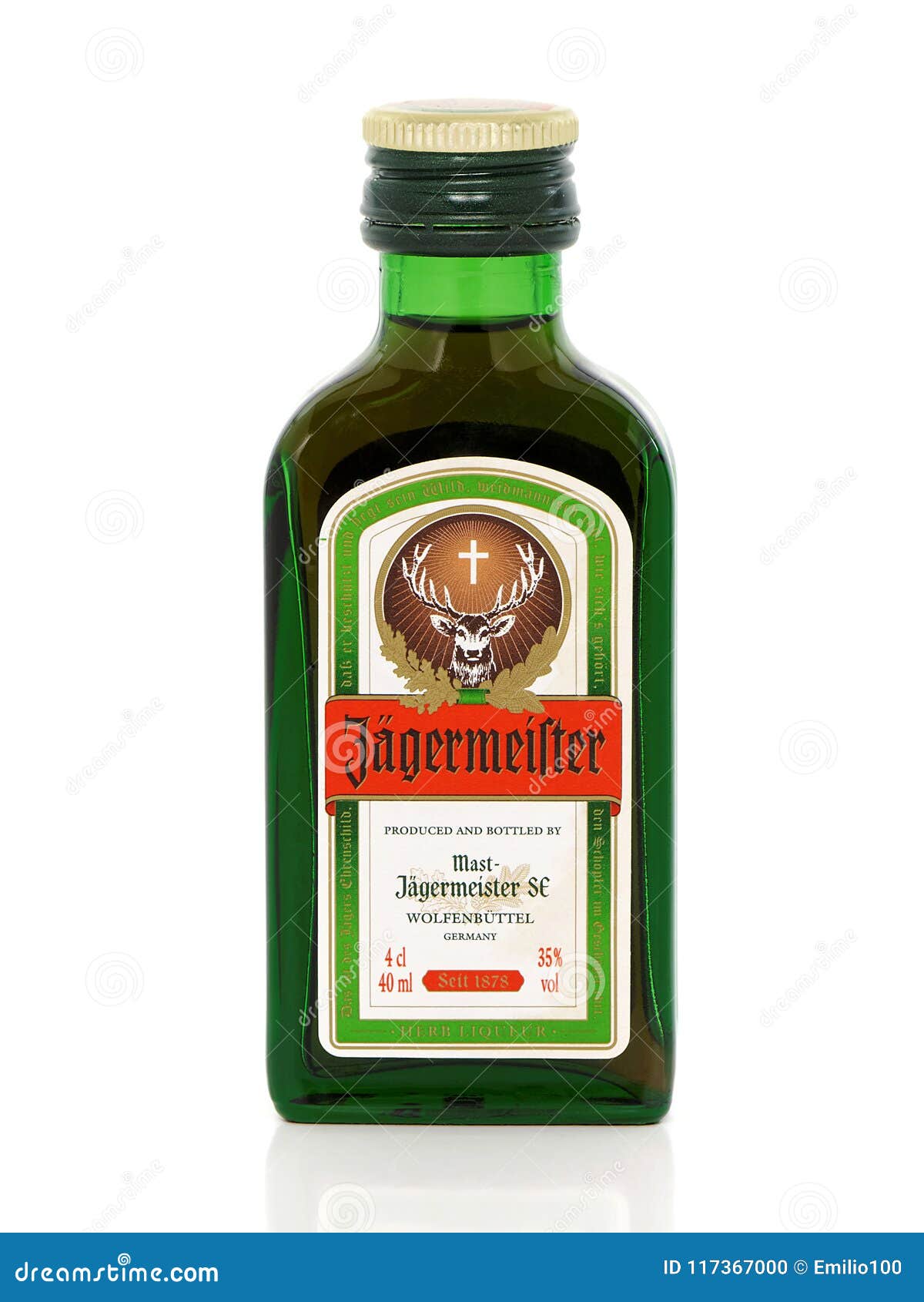 Botella De Jagermeister De 40ml Imagen editorial - Imagen de cristal ...