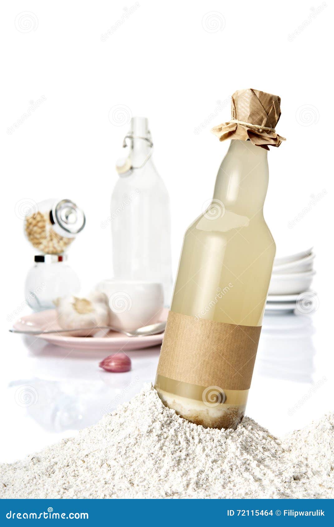 Botella De Sopa En La Cocina Foto de archivo - Imagen de cerrado ...