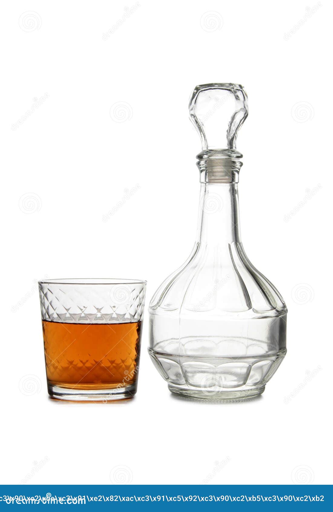 Botella Del Brandy En El Blanco Siete Imagen de archivo - Imagen de ...