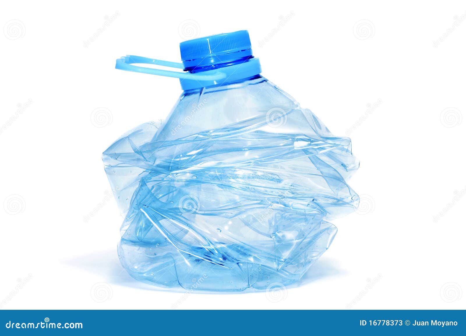 Botella plástica rota imagen de archivo. Imagen de blanco - 16778373