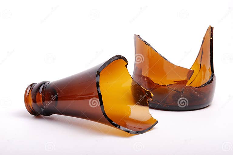 Botella quebrada foto de archivo. Imagen de agolpamiento - 8255570