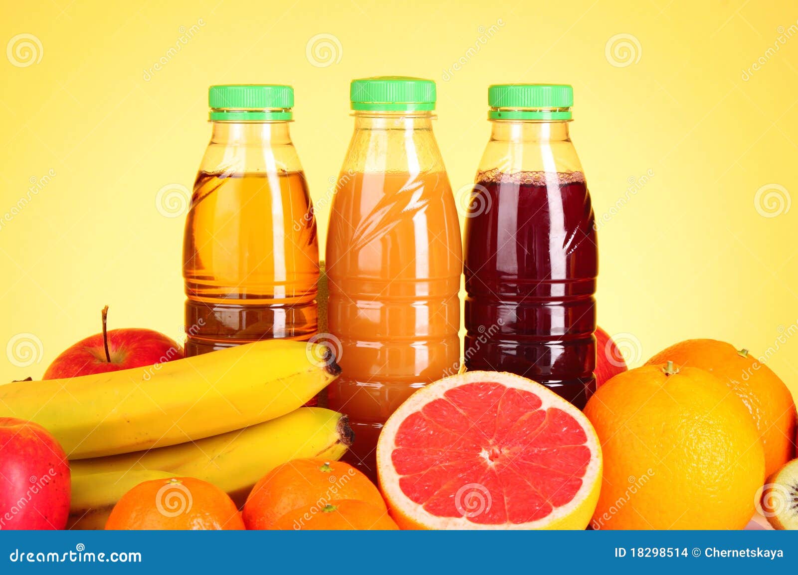 Botellas de jugo foto de archivo. Imagen de botellas - 18298514