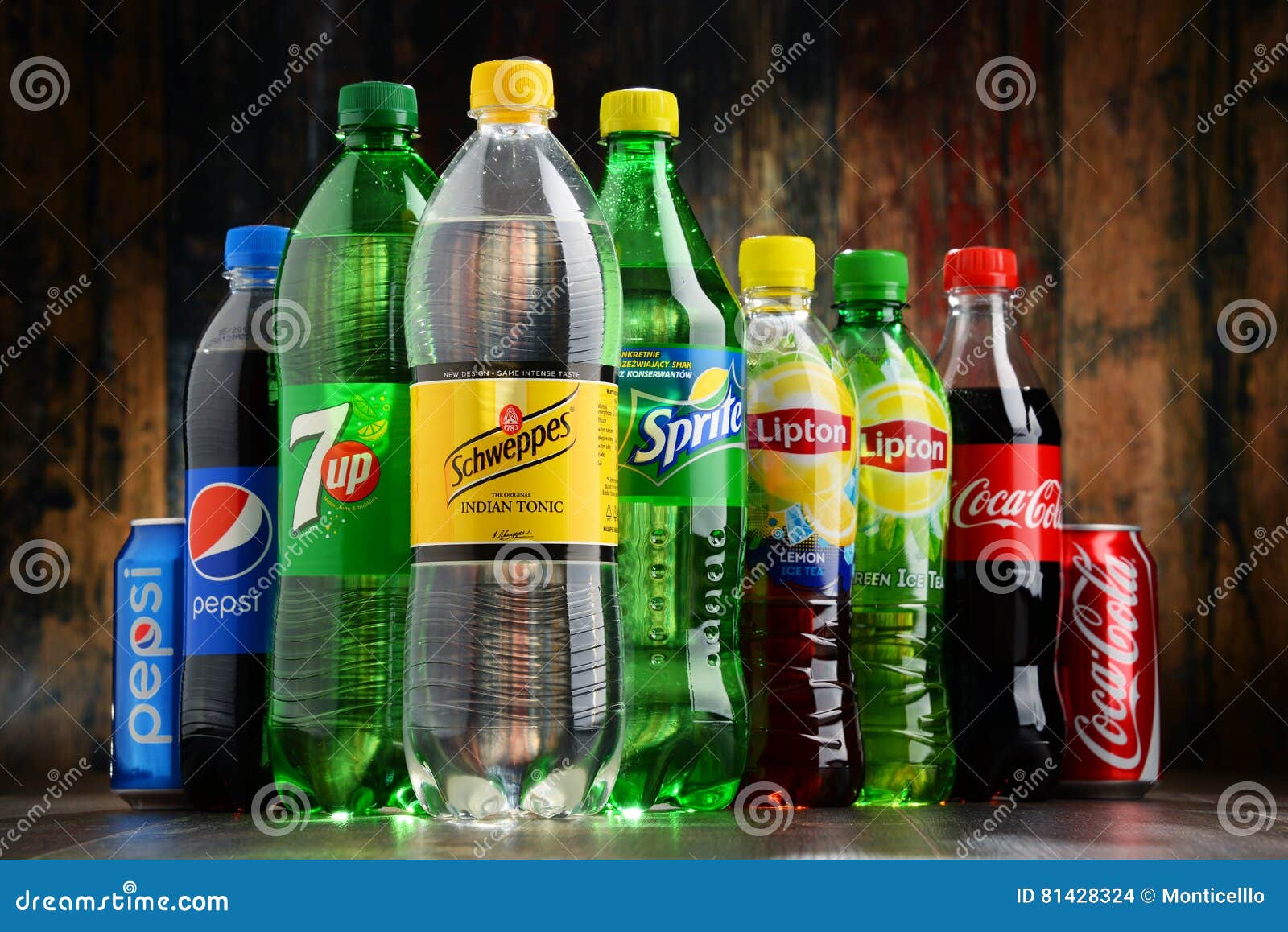 Botellas De Refrescos Globales Clasificados Imagen de archivo editorial ...