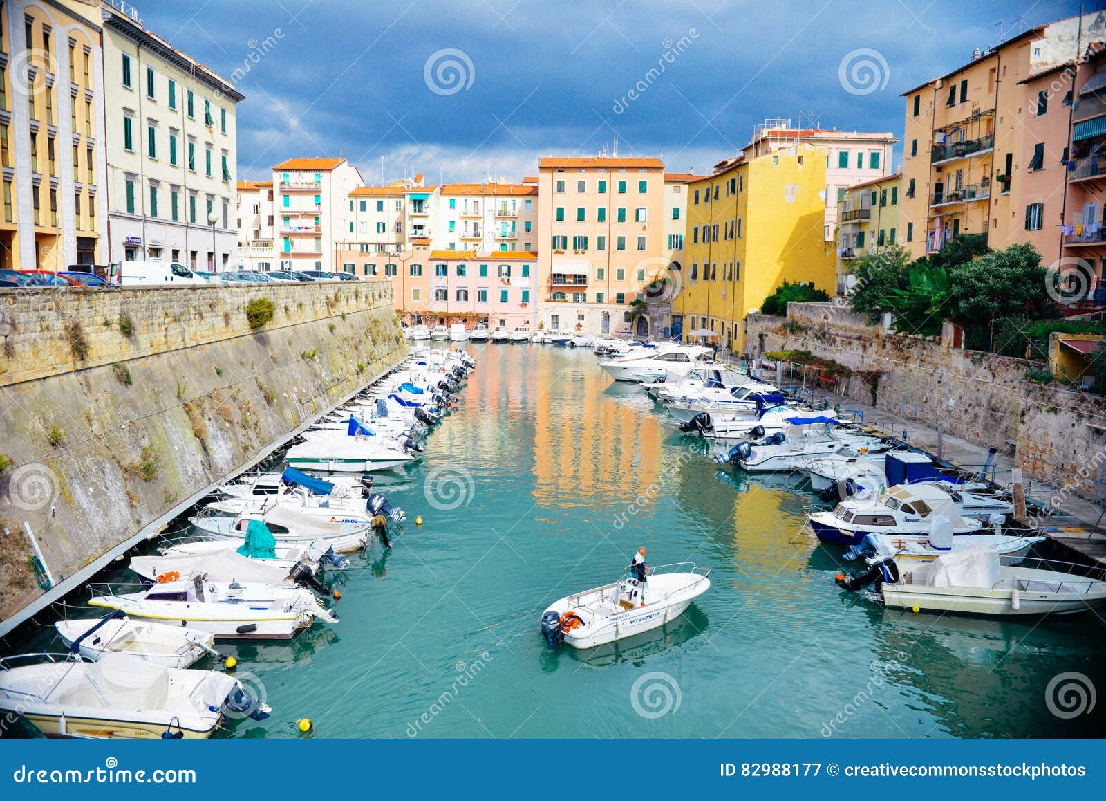 Boten In Haven Picture. Image: 82988177