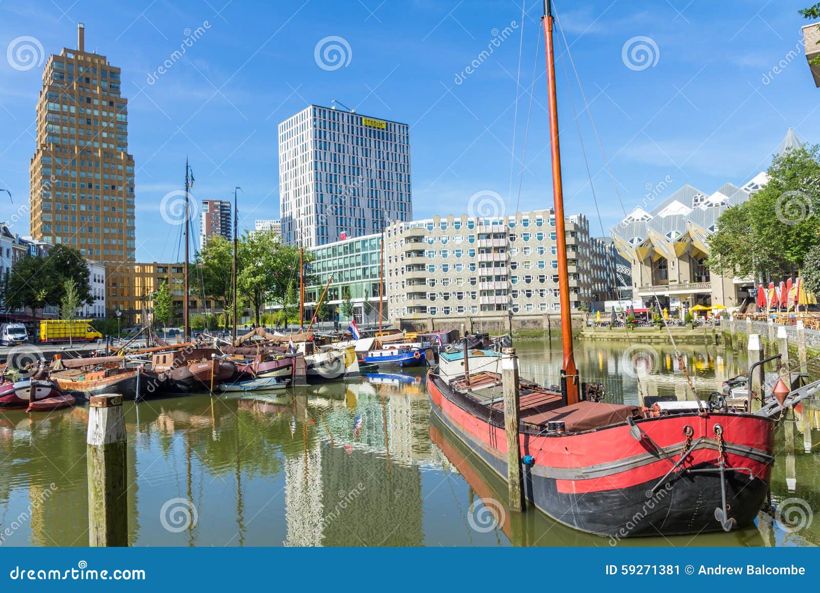 Boten in Oude Haven Rotterdam, Nederland Redactionele Foto - Image of ...