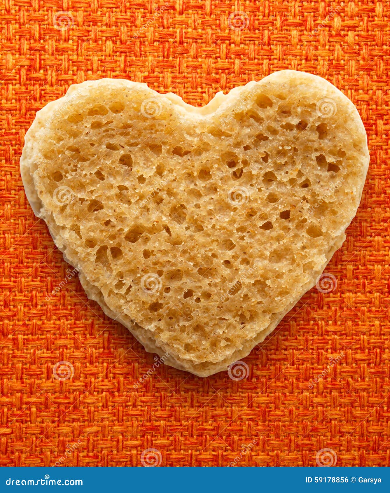 Boterham in hartvorm stock foto. Image of bakkerij, macro - 59178856