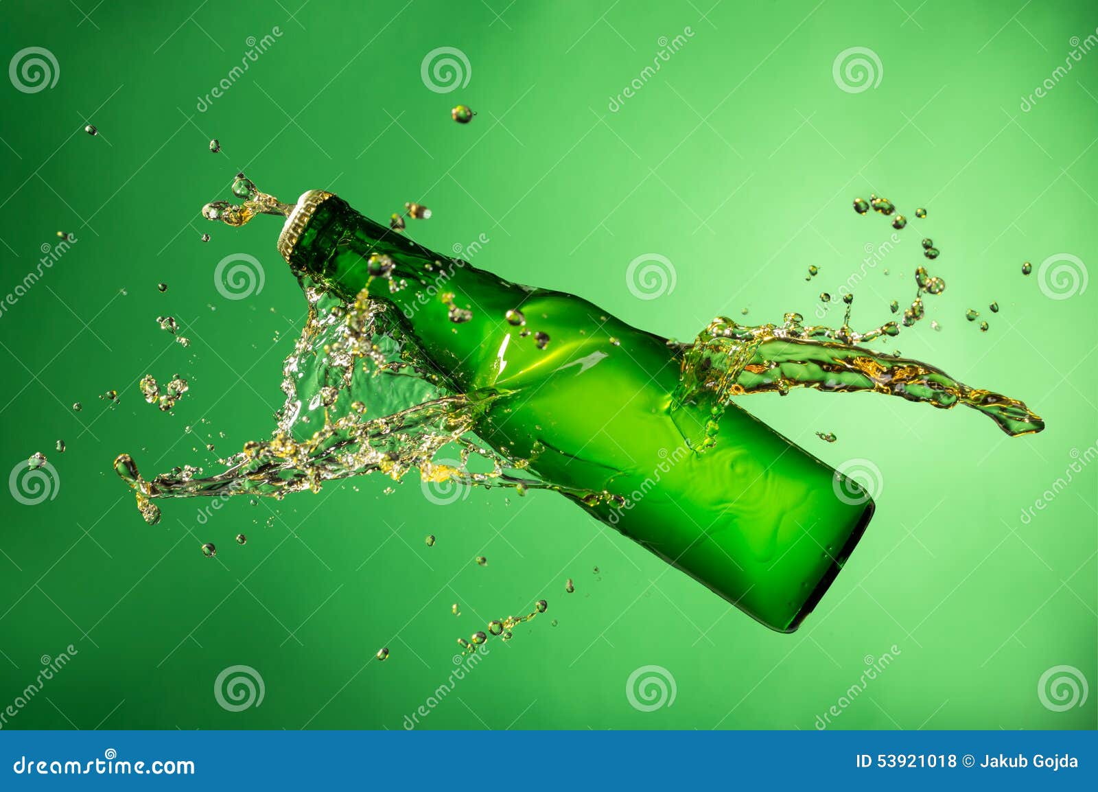 Bottle of Beer with Splash, on Green Background Stock Photo - Image of ...