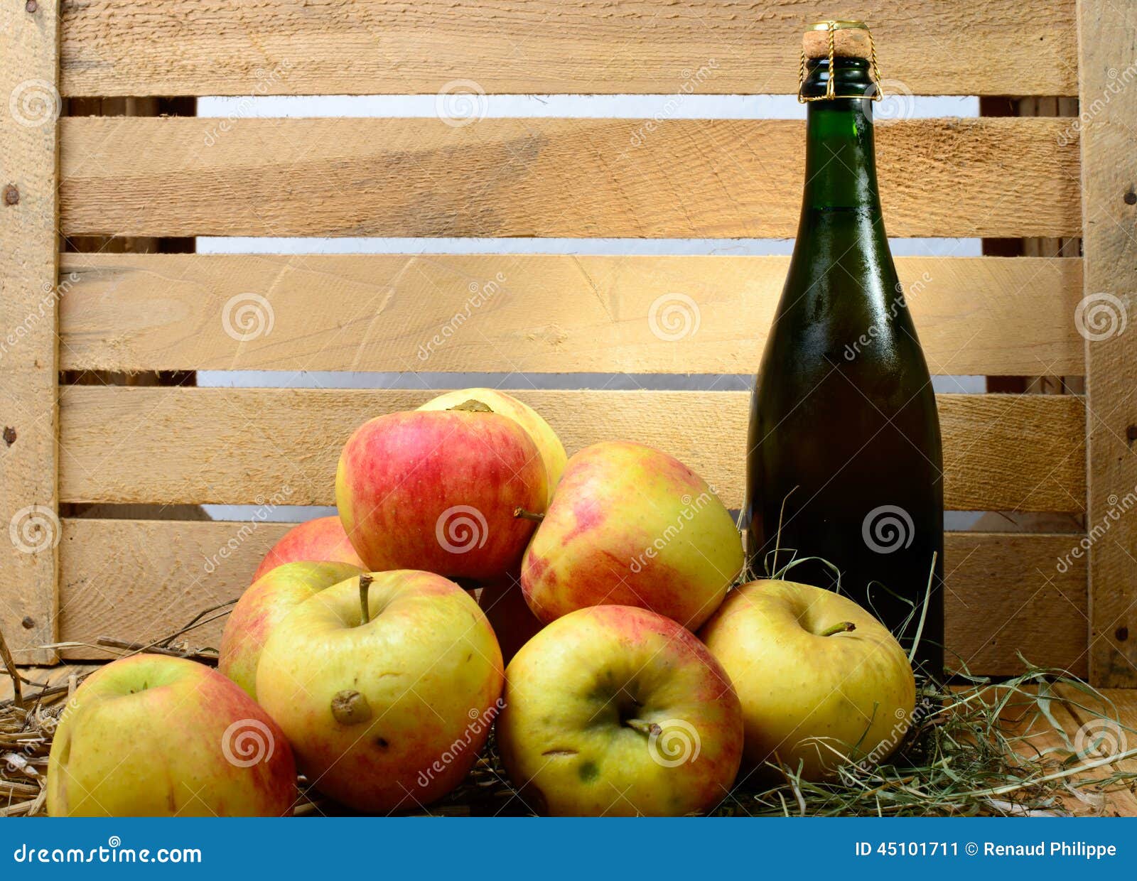 Bottle of Cider with Apples and Straw Stock Image - Image of natural ...