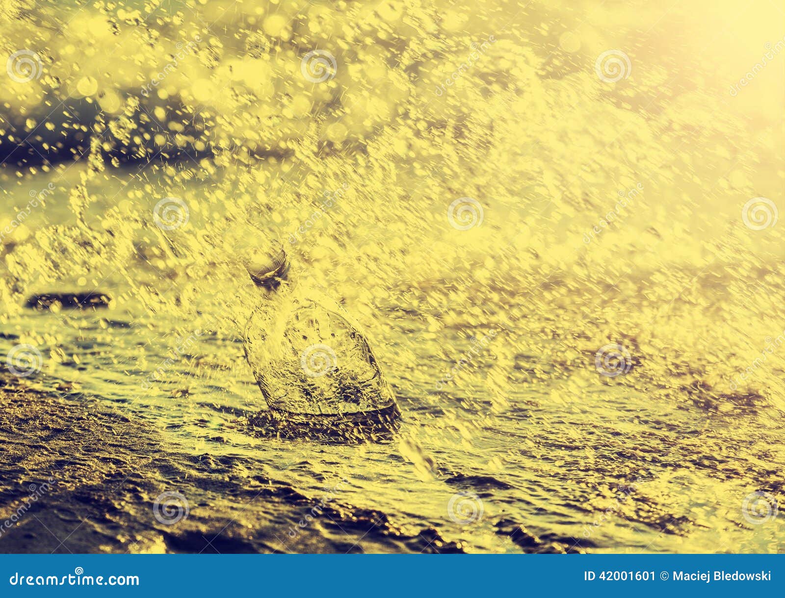 Bottle with Water Splash Drops on Beach, Retro Instagram Vintage Effect ...