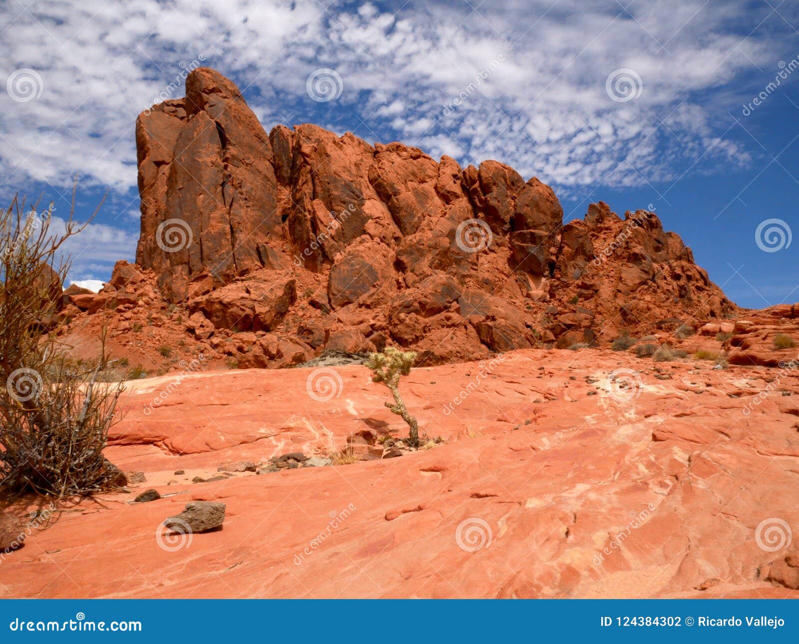 Boulder of Red Rocks with Blue Sky and Clouds on the Valley of Fire ...