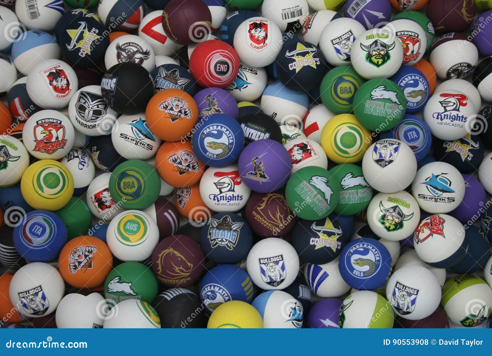 Boules du football photo stock éditorial. Image du billes - 90553908