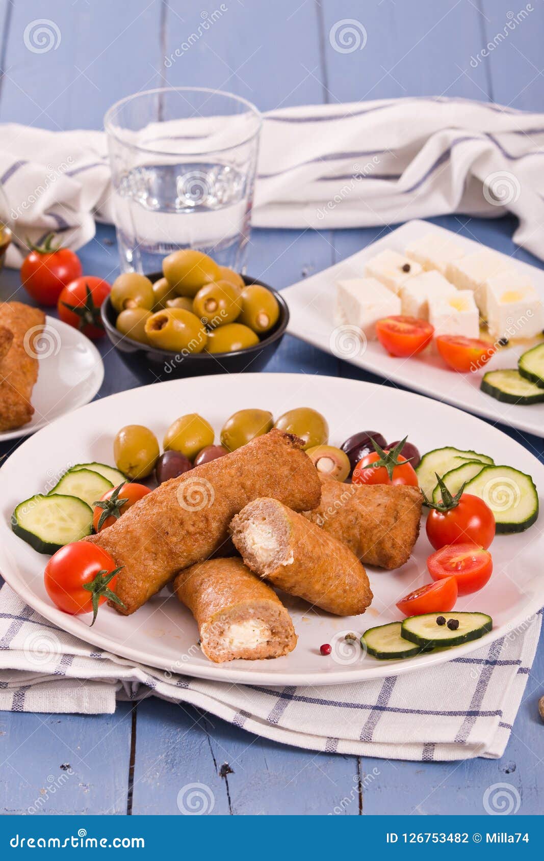 Boulettes De Viande De Grec De Bifteki Photo stock - Image du ...